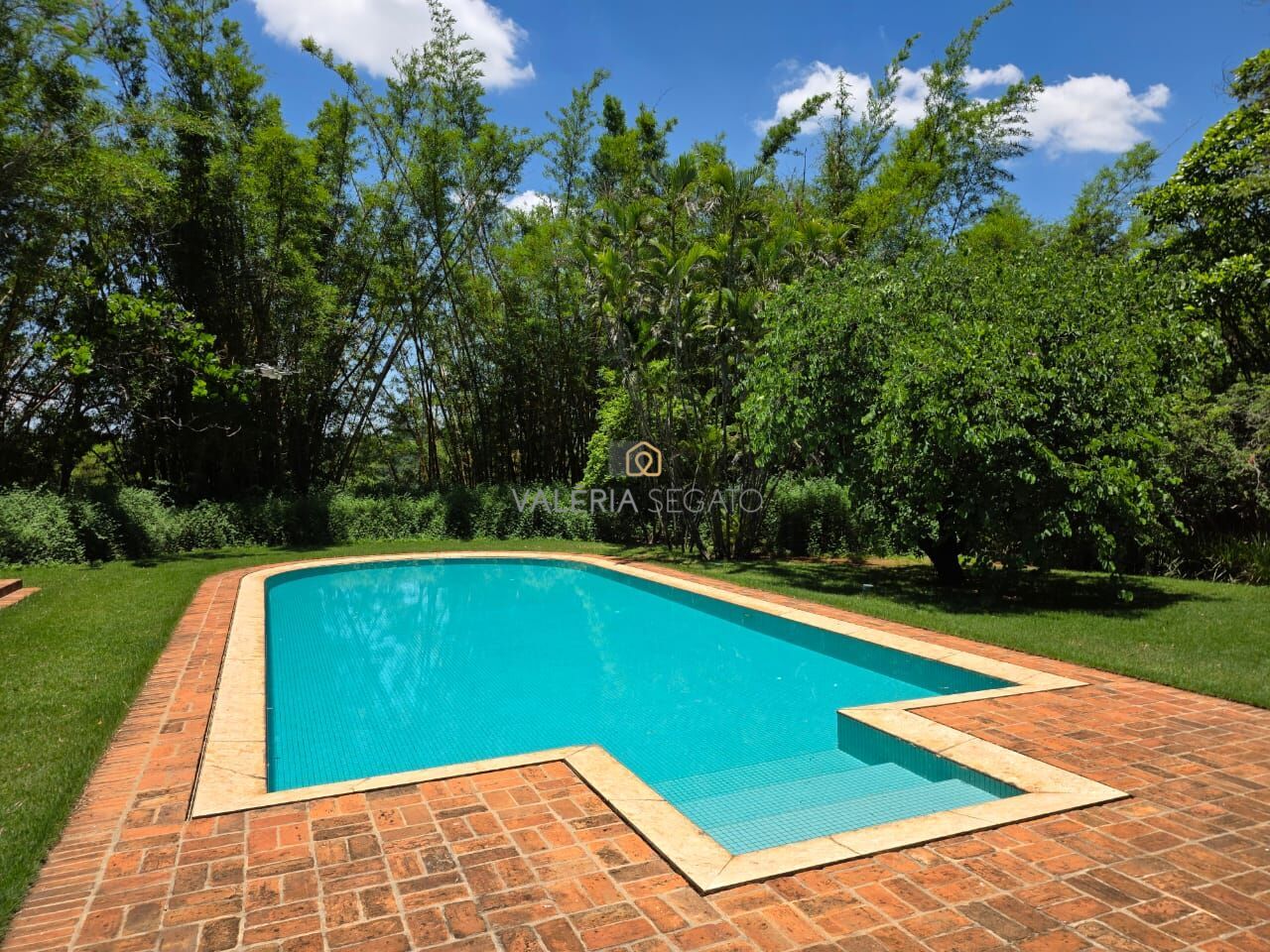 Sítio à venda no bairro Cruz das Almas em Porto Feliz/SP