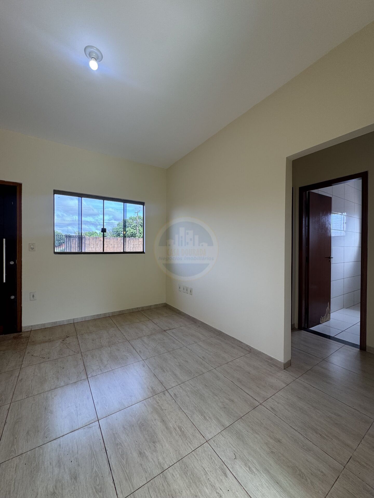 Casa à venda no bairro Jardim Guaicurus em Dourados/MS