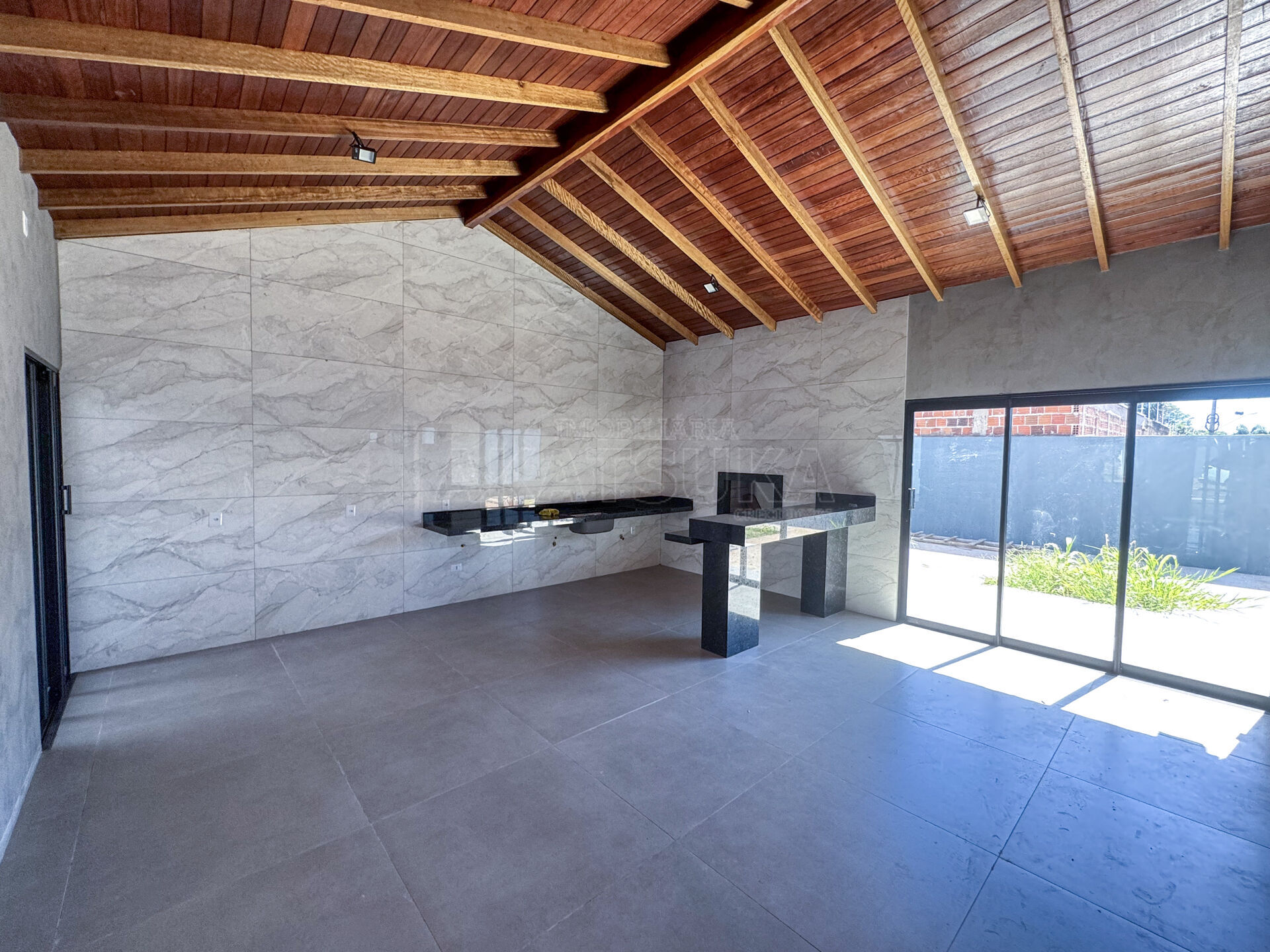 Casa à venda no bairro Jardim Mônaco em Dourados/MS