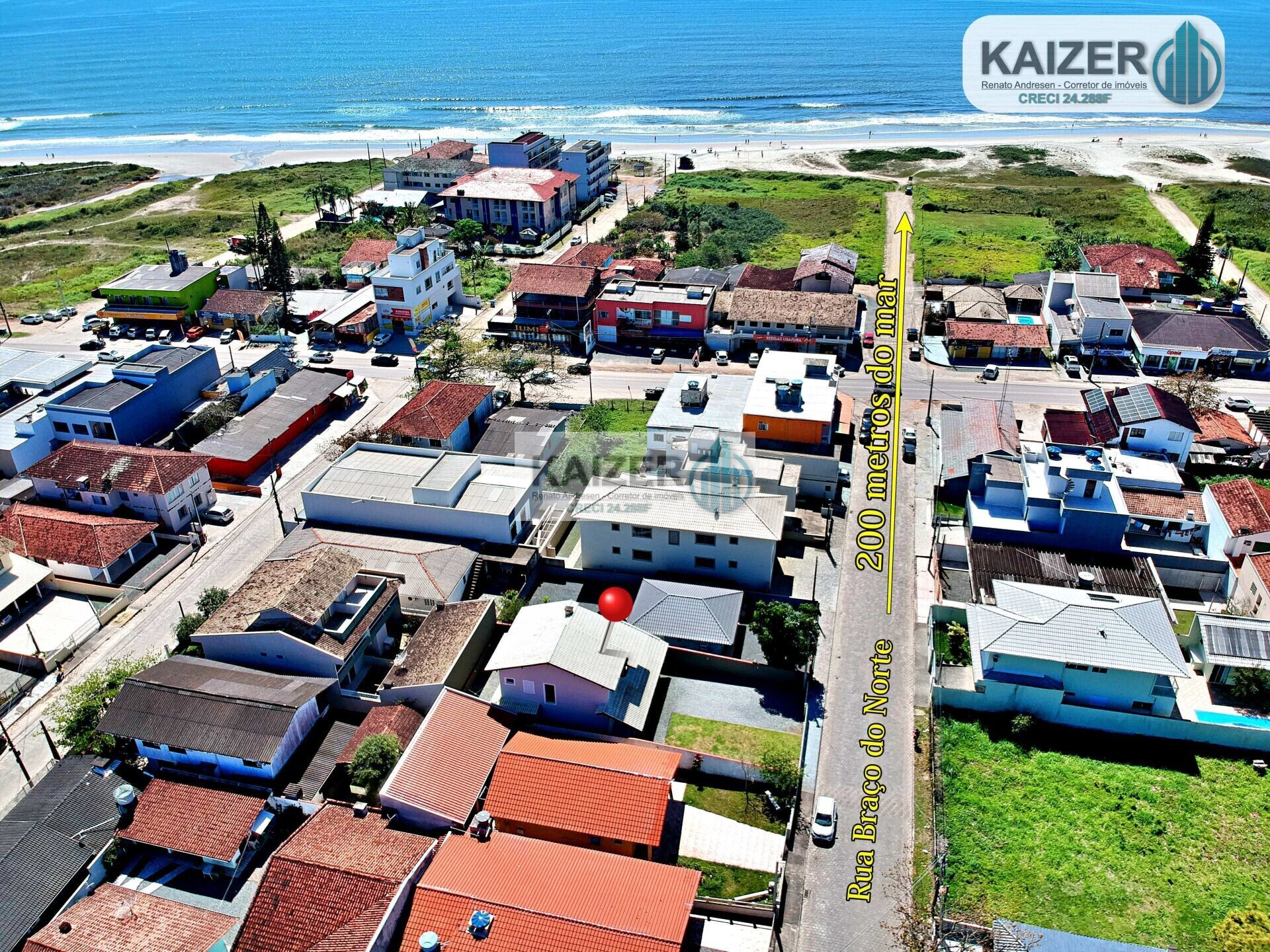 Sobrado à venda no bairro Ubatuba em São Francisco do Sul/SC
