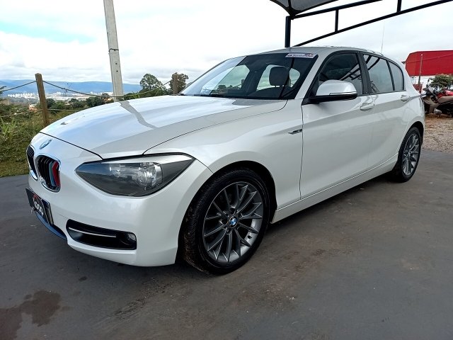 BMW 118i 1.6 SPORT GP 16V TURBO GASOLINA 4P AUTOMÁTICO - Loop Revenda