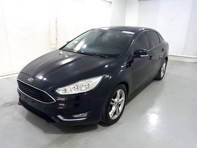 FORD FOCUS 2.0 SE PLUS 16V FLEX 4P POWERSHIFT - Loop Revenda