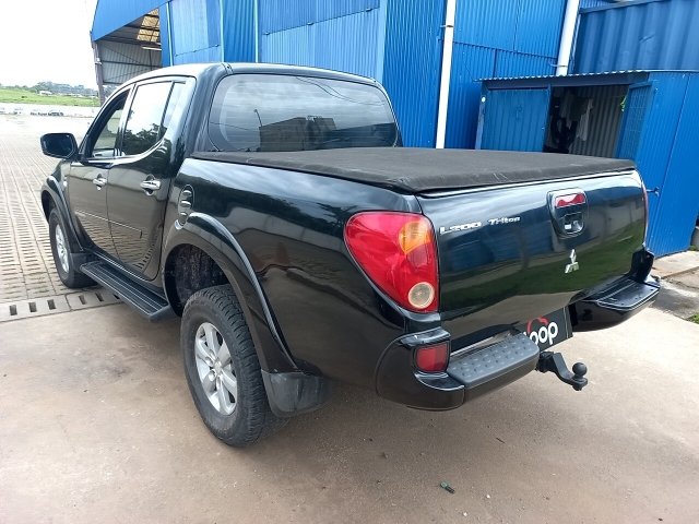 MITSUBISHI L200 TRITON 3.5 4X4 CD V6 24V GASOLINA 4P AUTOMÁTICO - Loop ...