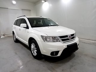 FIAT FREEMONT 2.4 EMOTION 16V GASOLINA 4P AUTOMÁTICO - Loop Revenda